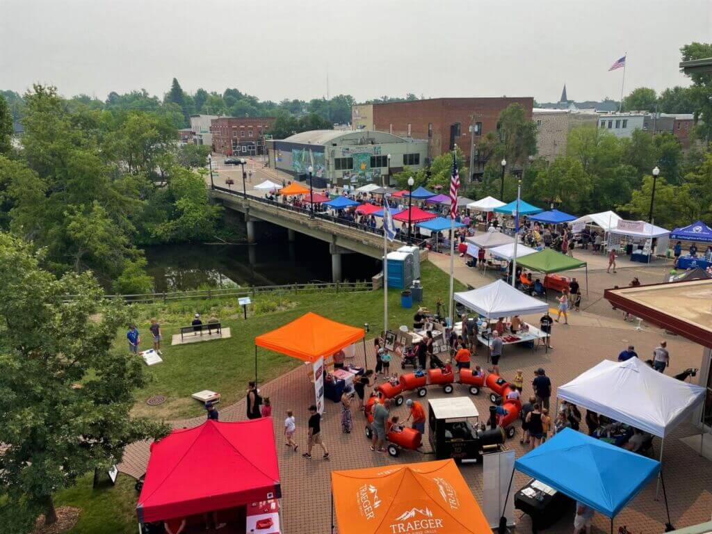 Bacon Bash - River Falls Area Chamber of Commerce & Tourism Bureau